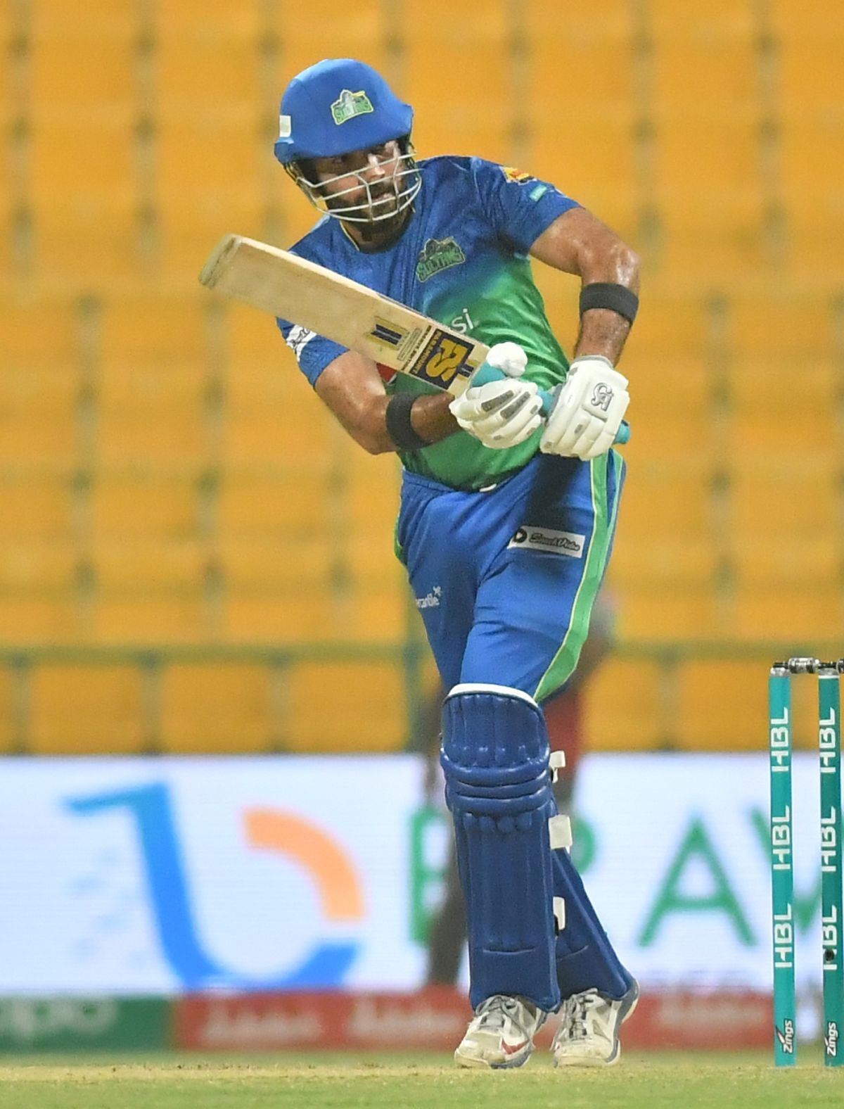 Sohaib Maqsood held Multan Sultans' innings together in the first half ...