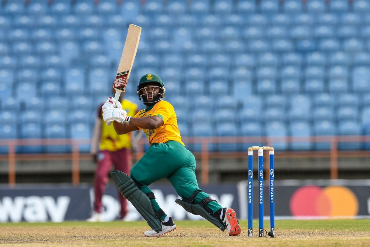 Temba Bavuma plays one fine on the on side | ESPNcricinfo.com