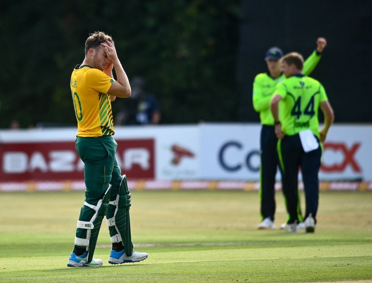 David Miller takes a break during his quickfire knock | ESPNcricinfo.com