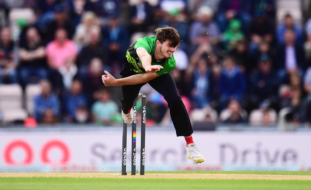 George Garton completes his delivery stride | ESPNcricinfo.com