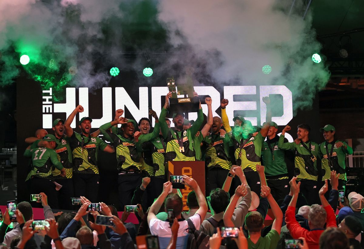 James Vince holds the Hundred trophy aloft | ESPNcricinfo.com