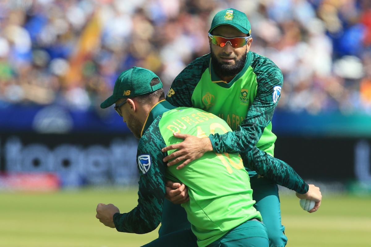Faf du Plessis and Imran Tahir celebrate a wicket | ESPNcricinfo.com