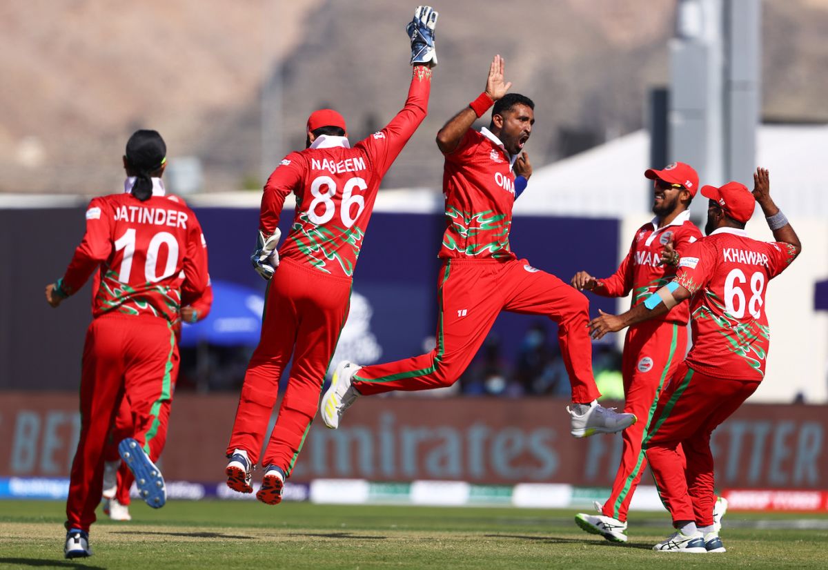 Kaleemullah celebrates after taking the wicket of Lega Siaka ...
