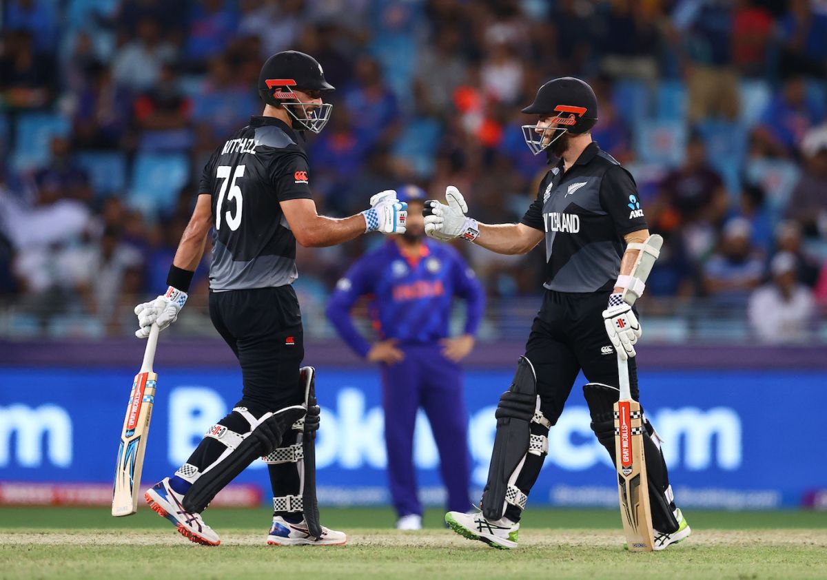 Daryl Mitchell took the lead as he and Kane Williamson put together a ...