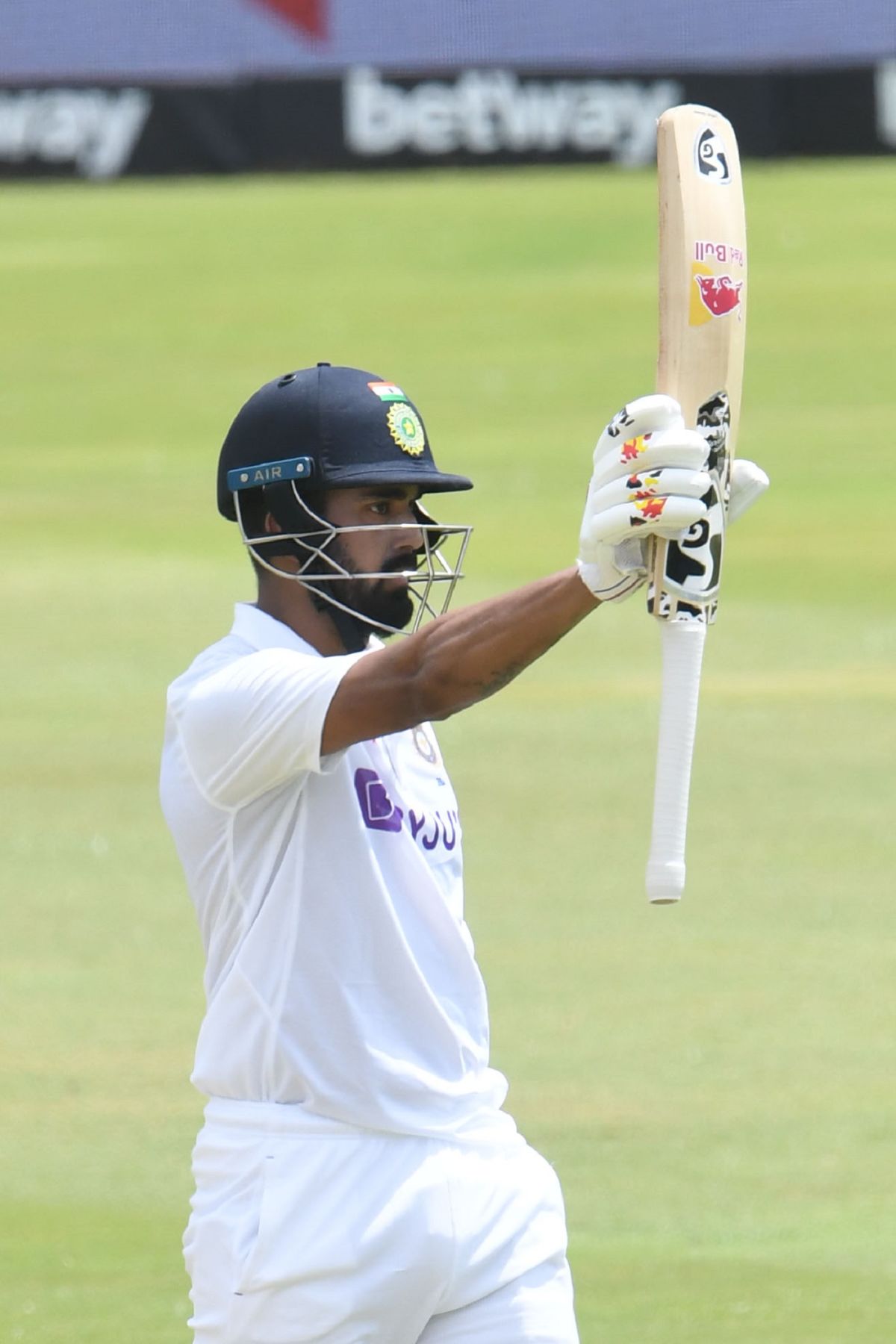 KL Rahul raises the bat after getting to fifty | ESPNcricinfo.com