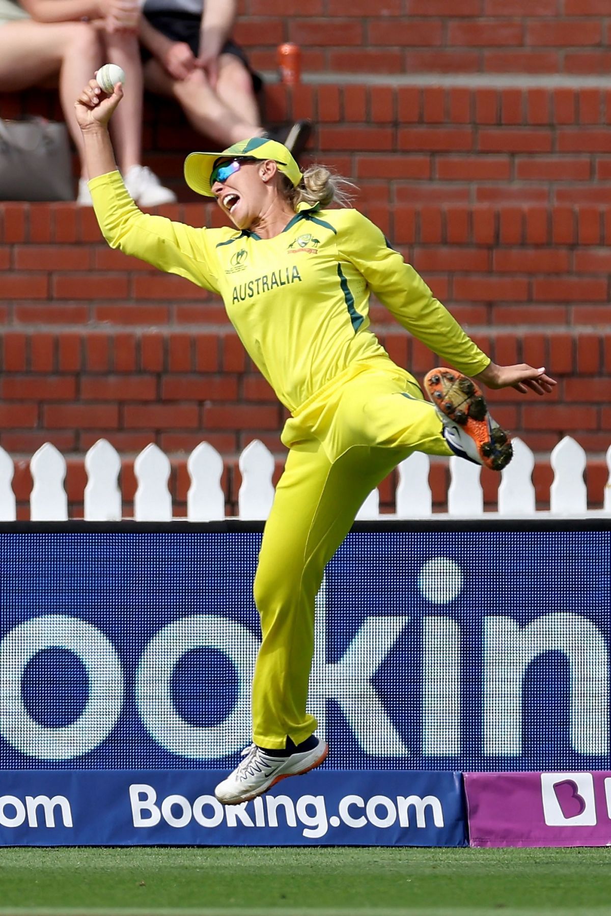 Ashleigh Gardner plucked off a stunner to dismiss Mignon du Preez ...