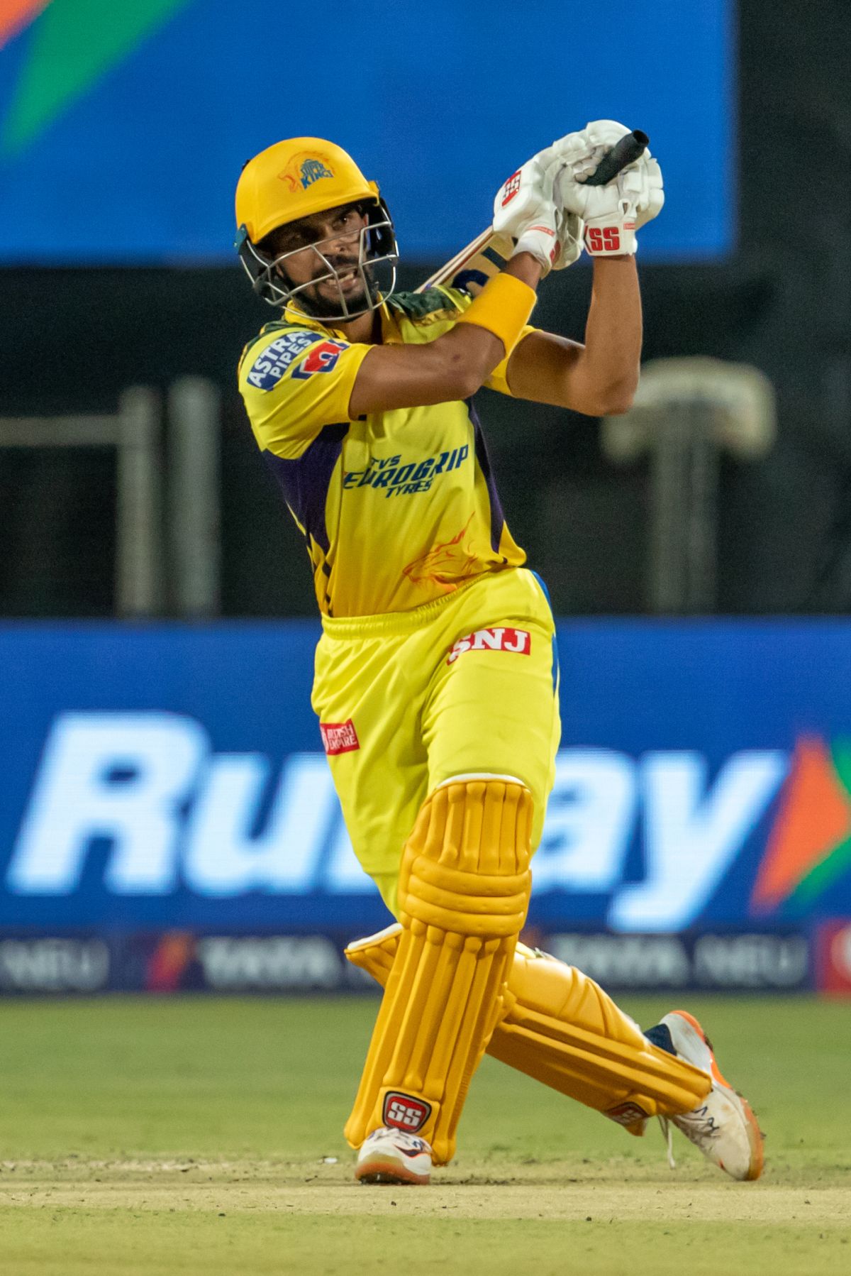 Ruturaj Gaikwad gives CSK a solid start in a challenging chase ...