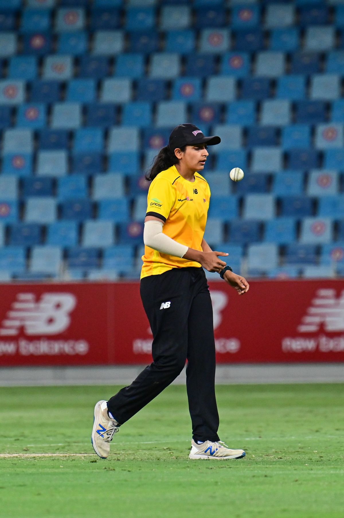 Esha Oza bowled an economical spell | ESPNcricinfo.com