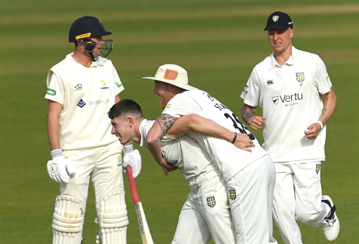 Matthew Potts celebrates with Ben Stokes | ESPNcricinfo.com