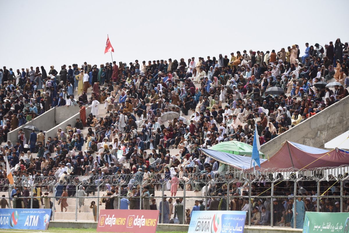 A large crowd watches Pamir Legends bat | ESPNcricinfo.com