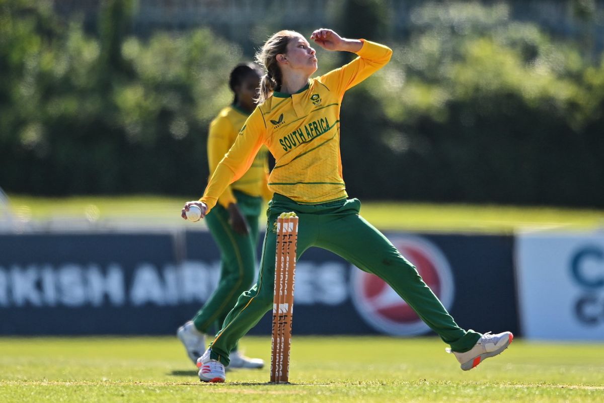 Leah Paul helped Ireland to a strong start | ESPNcricinfo.com