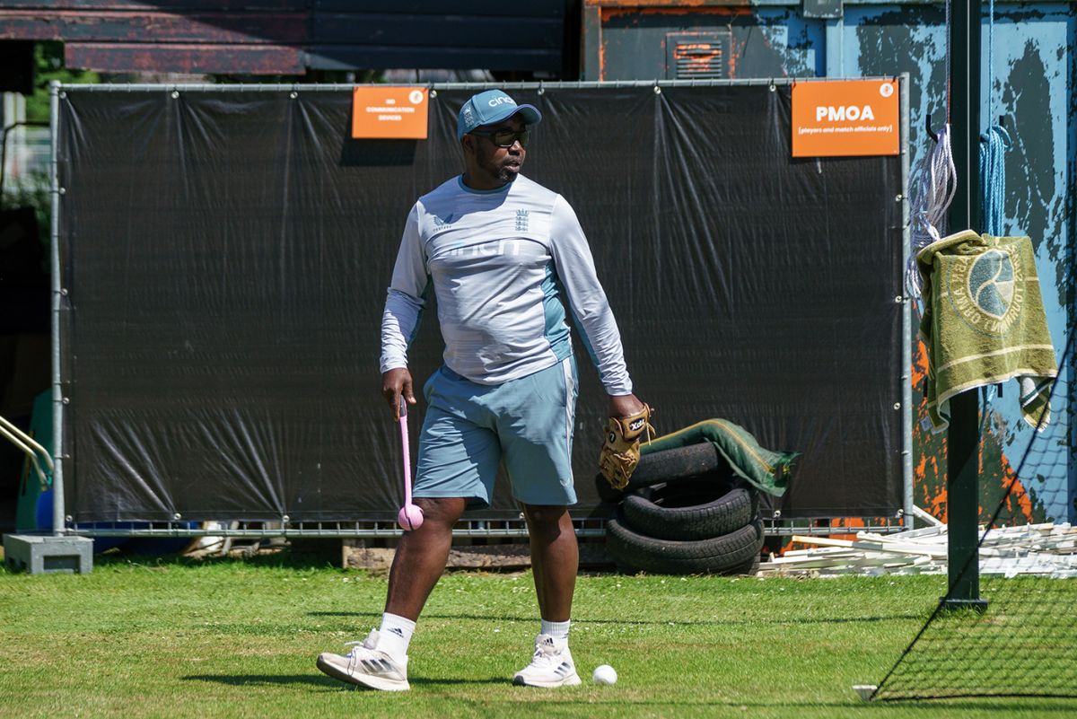 Mark Alleyne is England's batting coach in the Netherlands ...