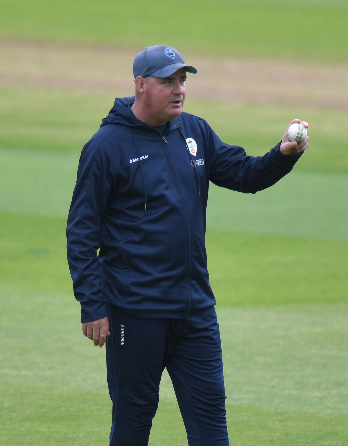 Mickey Arthur oversees his side's preparation | ESPNcricinfo.com