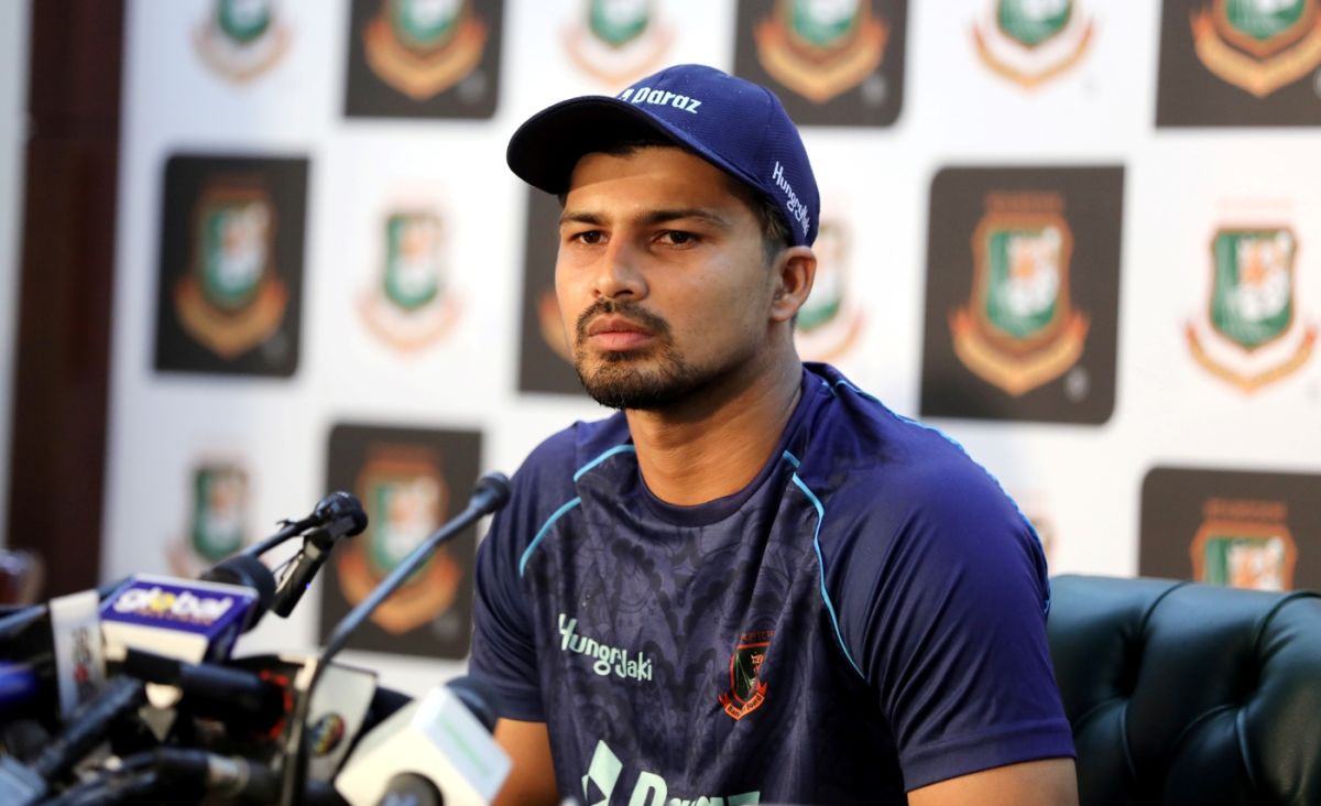 Nurul Hasan addresses a press conference | ESPNcricinfo.com