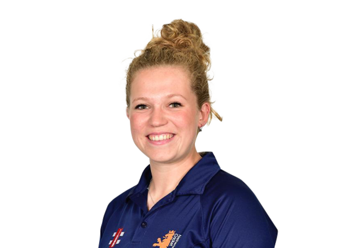 Juliët Post, player page headshot cutout 2022 | ESPNcricinfo.com