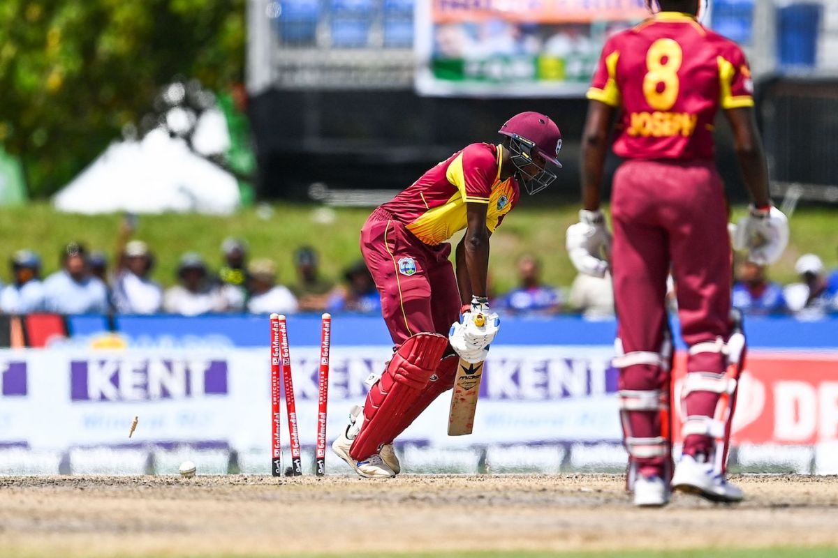 Dominic Drakes loses his stumps | ESPNcricinfo.com