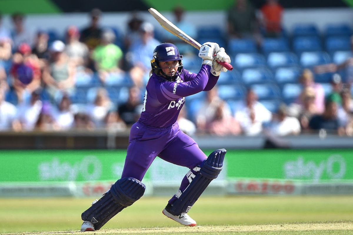 Bess Heath upped the ante in the middle overs after a slow start ...