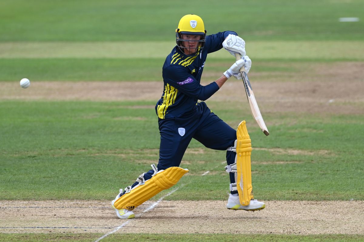 Tom Prest in action for Hampshire | ESPNcricinfo.com