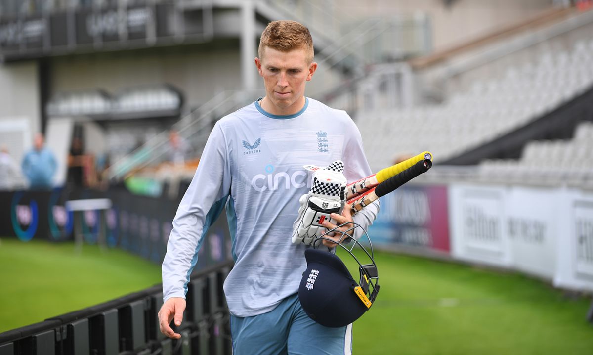 Zak Crawley heads for the nets | ESPNcricinfo.com