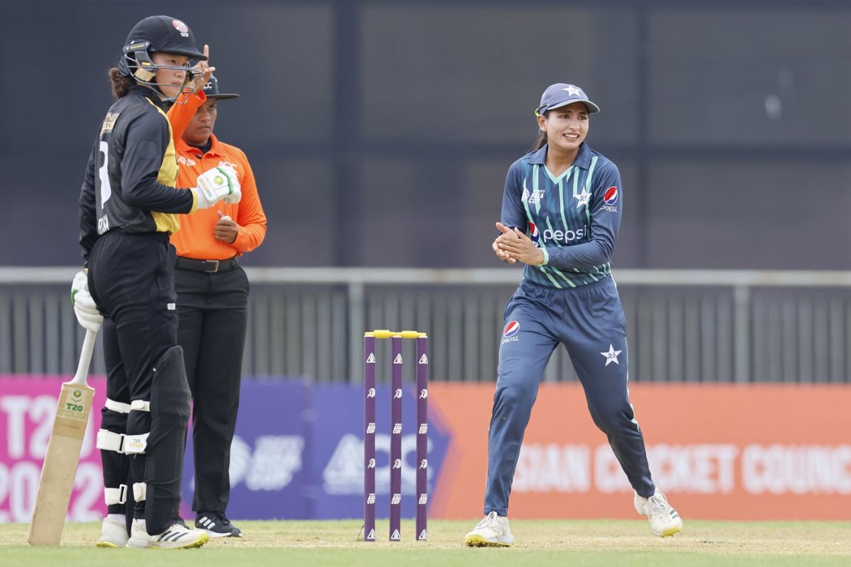 Omaima Sohail picked up 3 for 19 in three overs | ESPNcricinfo.com
