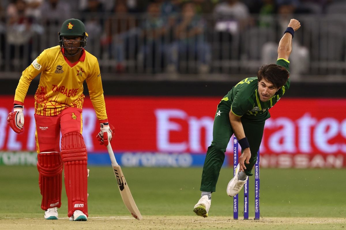 Mohammad Wasim removed Wessley Madhevere in his first spell ...