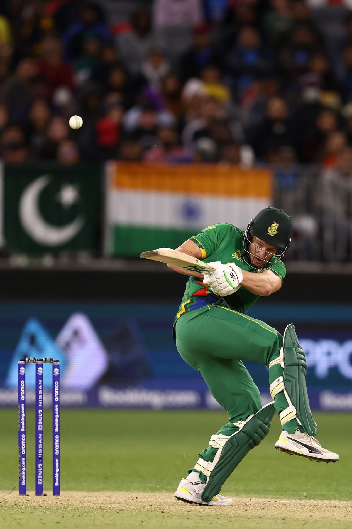 David Miller pulls one off his hips | ESPNcricinfo.com