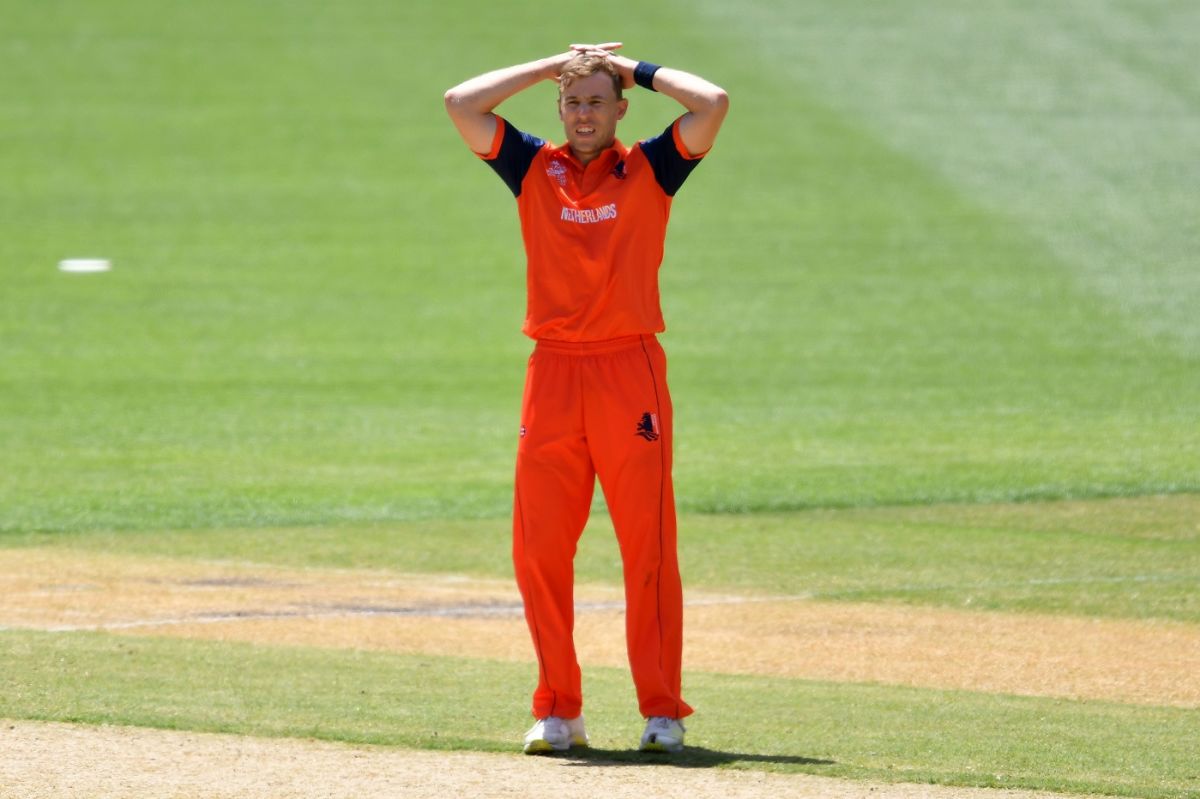 Logan van Beek has his hands on his head | ESPNcricinfo.com