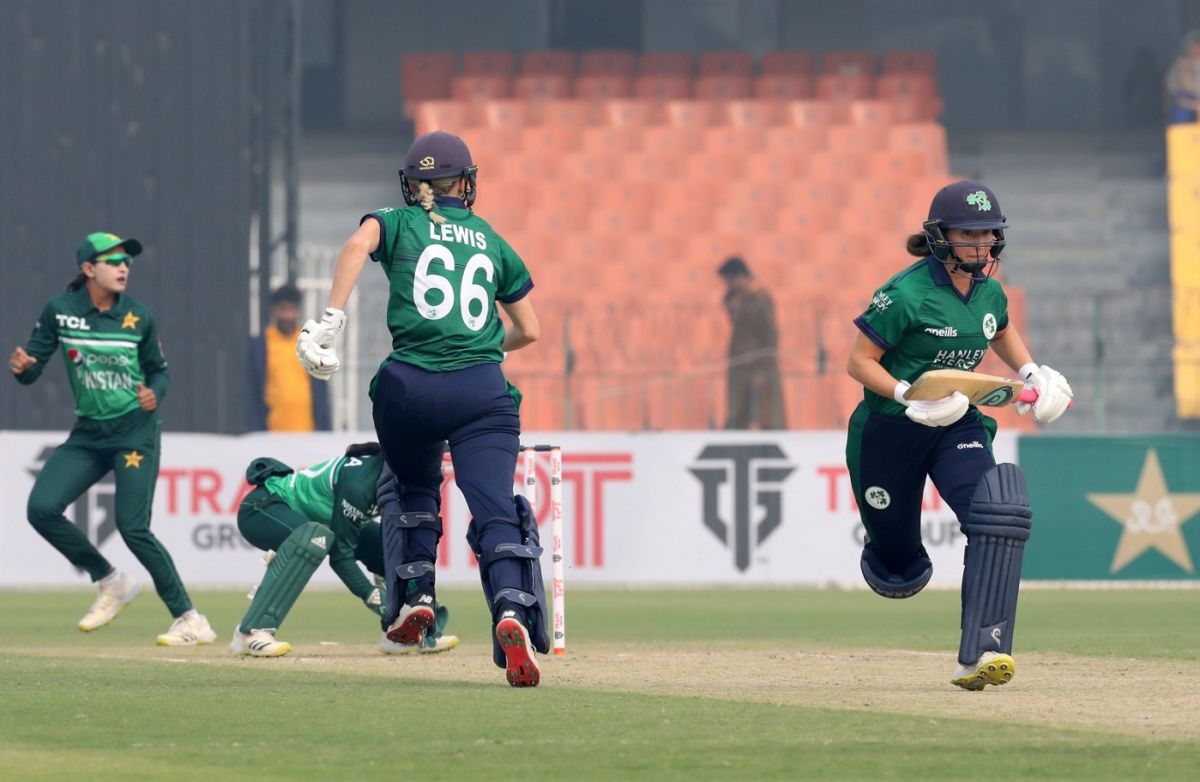 Gaby Lewis made 39 in the third ODI | ESPNcricinfo.com