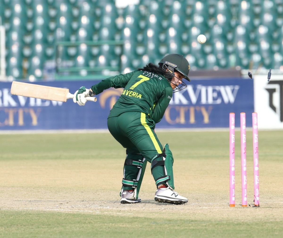 Javeria Khan chops one onto her stumps | ESPNcricinfo.com
