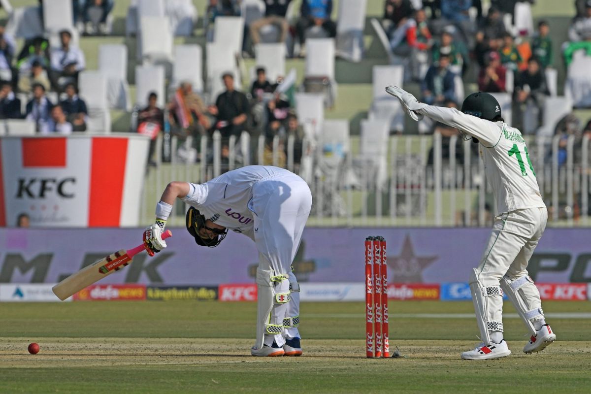 Ben Duckett fell lbw after completing his maiden Test century ...