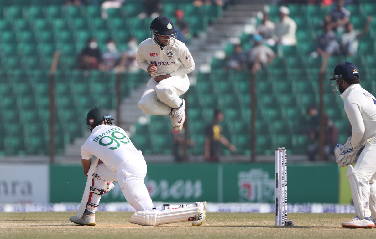 Virat Kohli and Najmul Hossain Shanto have an exchange | ESPNcricinfo.com