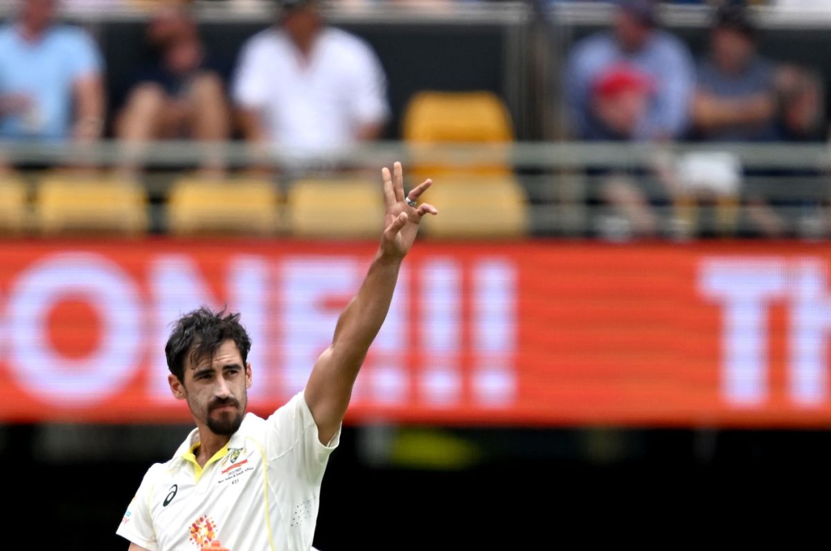 Mitchell Starc becomes the 7th Australian to take 300 Test wickets ...