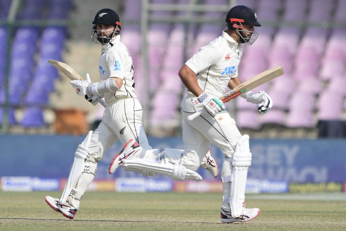 Kane Williamson and Daryl Mitchell added 65 off 87 balls for the fourth ...