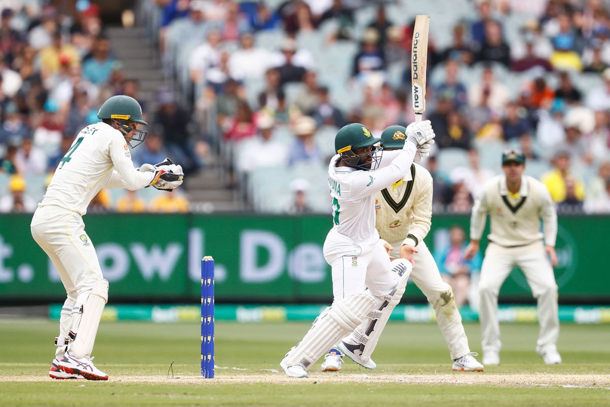 Temba Bavuma goes through the off side | ESPNcricinfo.com