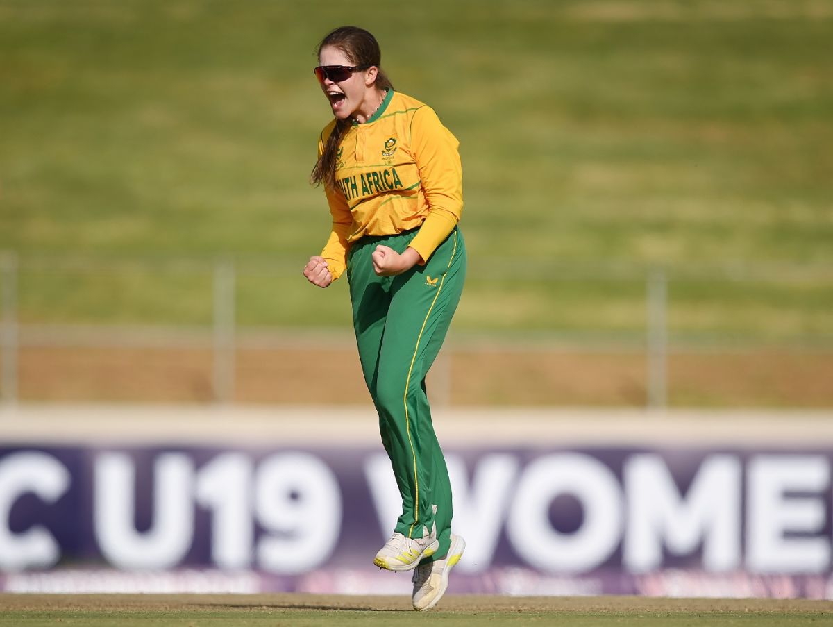 Legspinning allrounder Madison Landsman celebrates with Seshnie Naidu ...