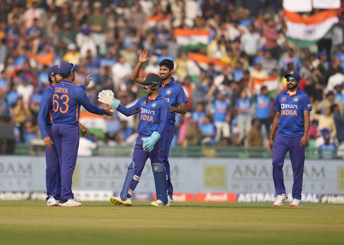 Washington Sundar dismissed Glenn Phillips and Lockie Ferguson in quick ...