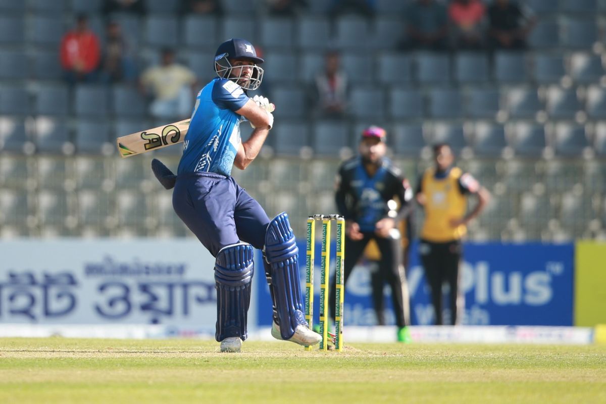 Usman Ghani scored 73 off 55 balls to take Dhaka Dominators to 144 for ...