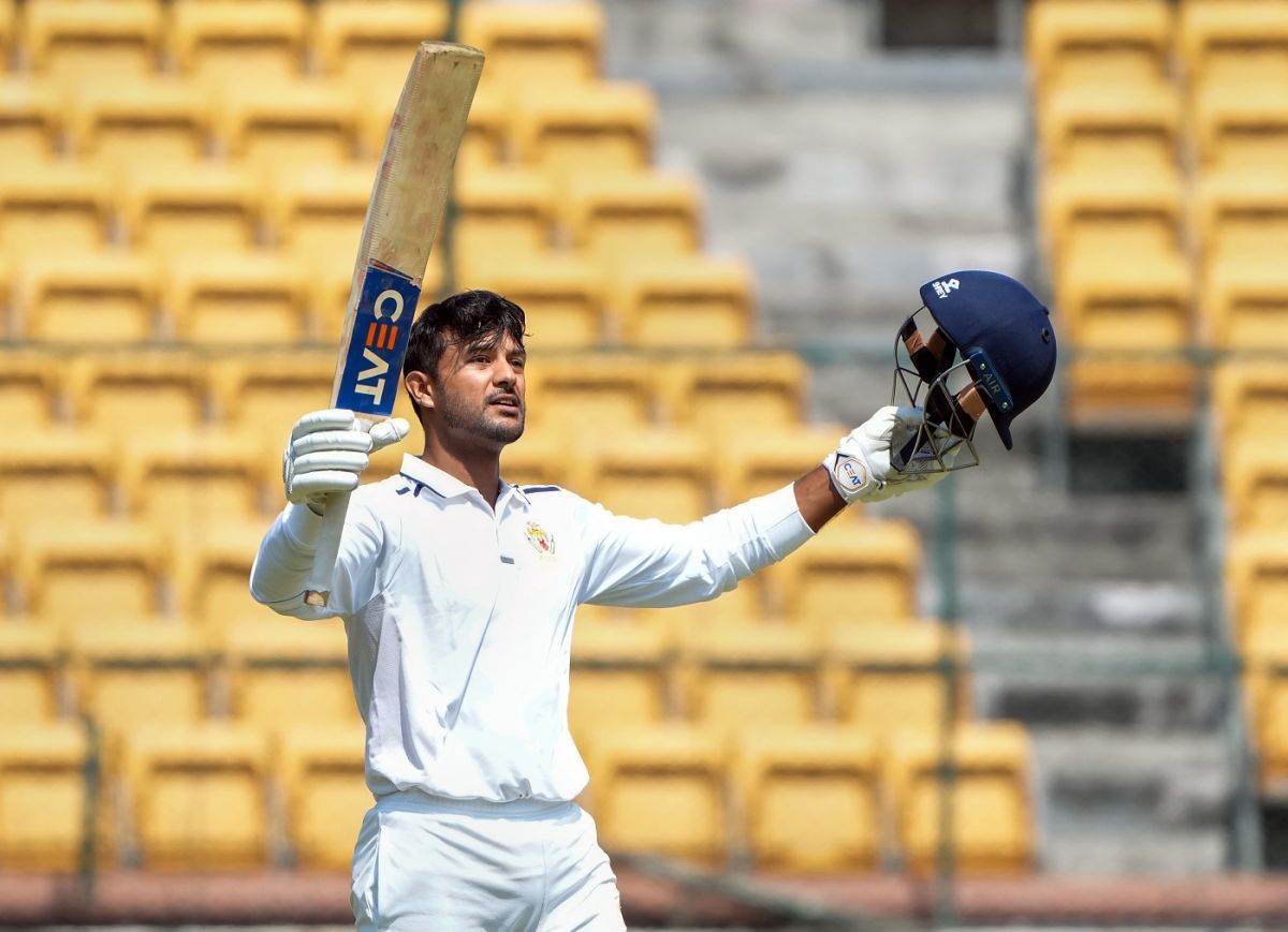 Mayank Agarwal celebrates his double hundred | ESPNcricinfo.com