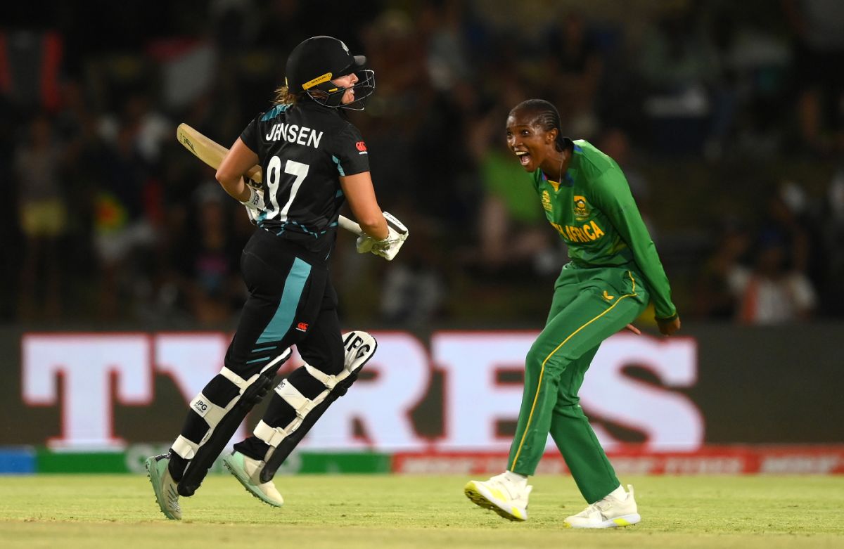 Sophie Devine cut a disconsolate figure after New Zealand's latest ...