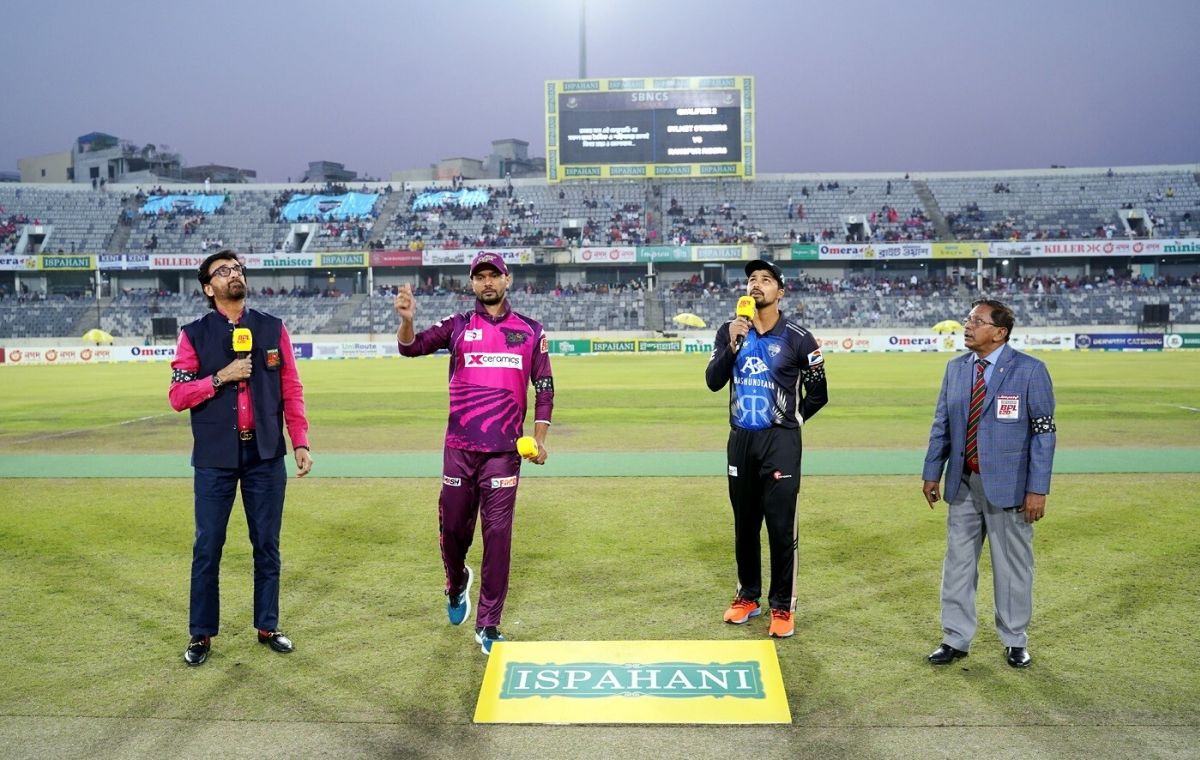 Mashrafe Mortaza and Nurul Hasan at the toss before the second ...