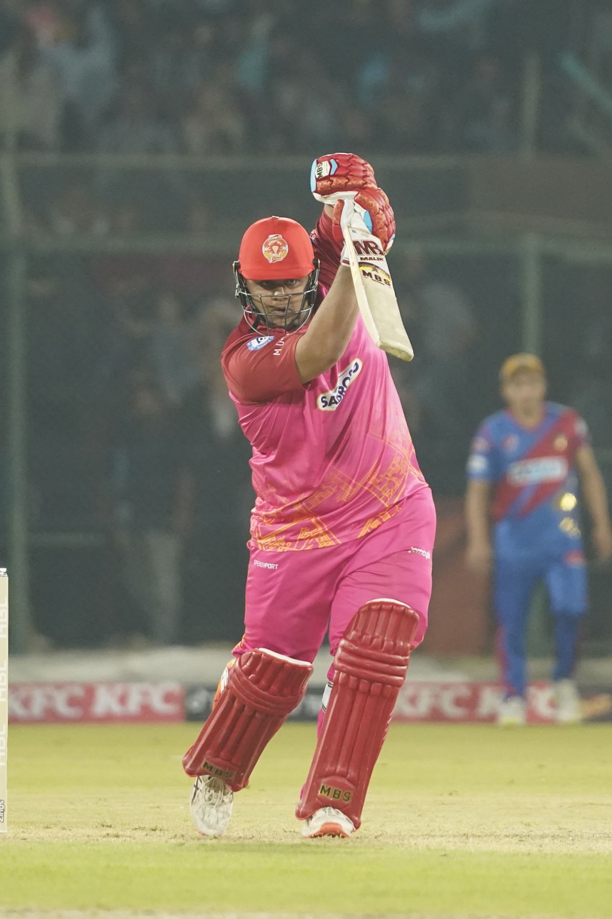 Azam Khan smacked a 28-ball 44 to take United forward | ESPNcricinfo.com