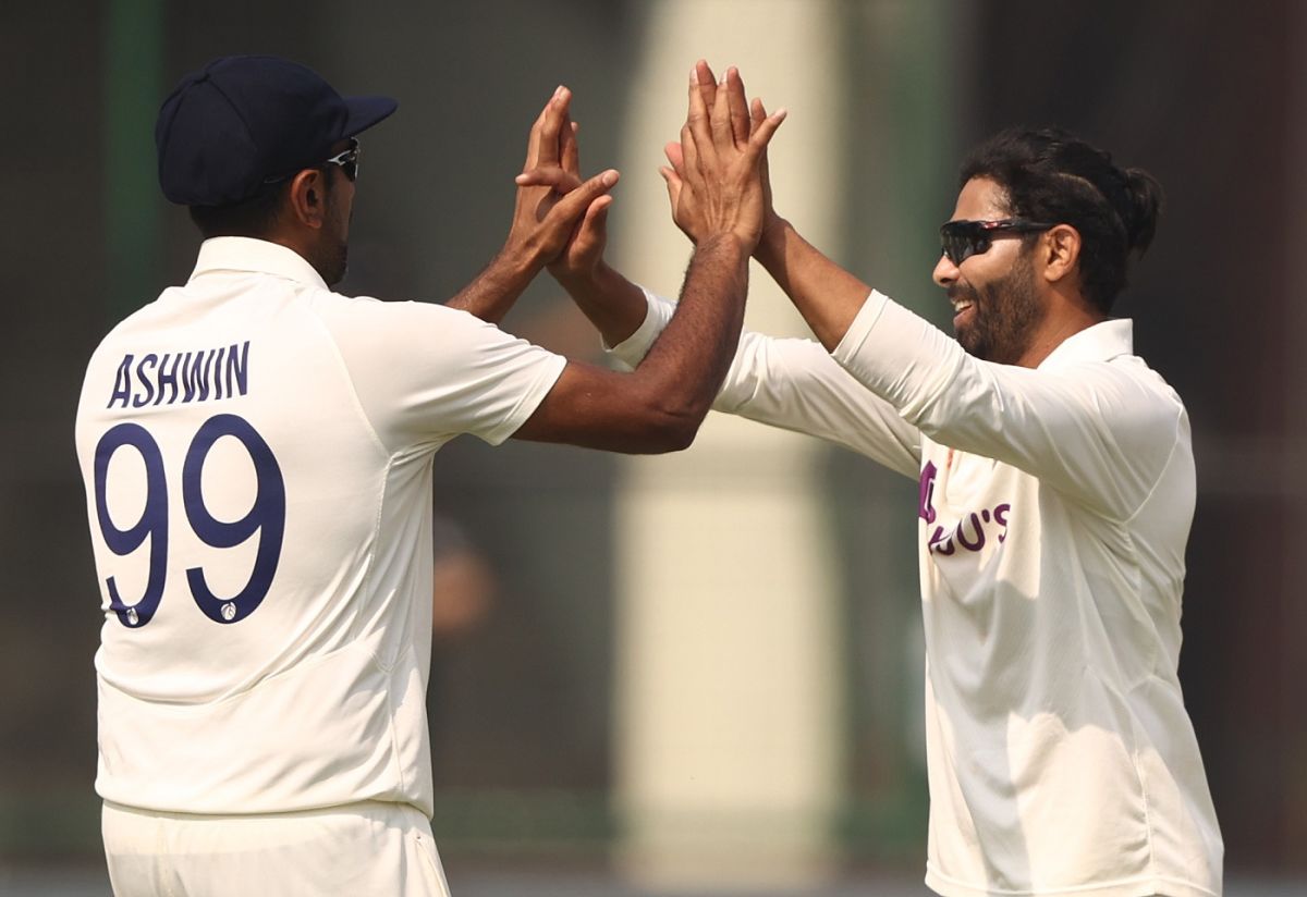 Ravindra Jadeja gives a thumbs-up to fans after getting to 250 Test ... Ravindra Jadeja gives a thumbs-up to fans after getting to 250 Test ...