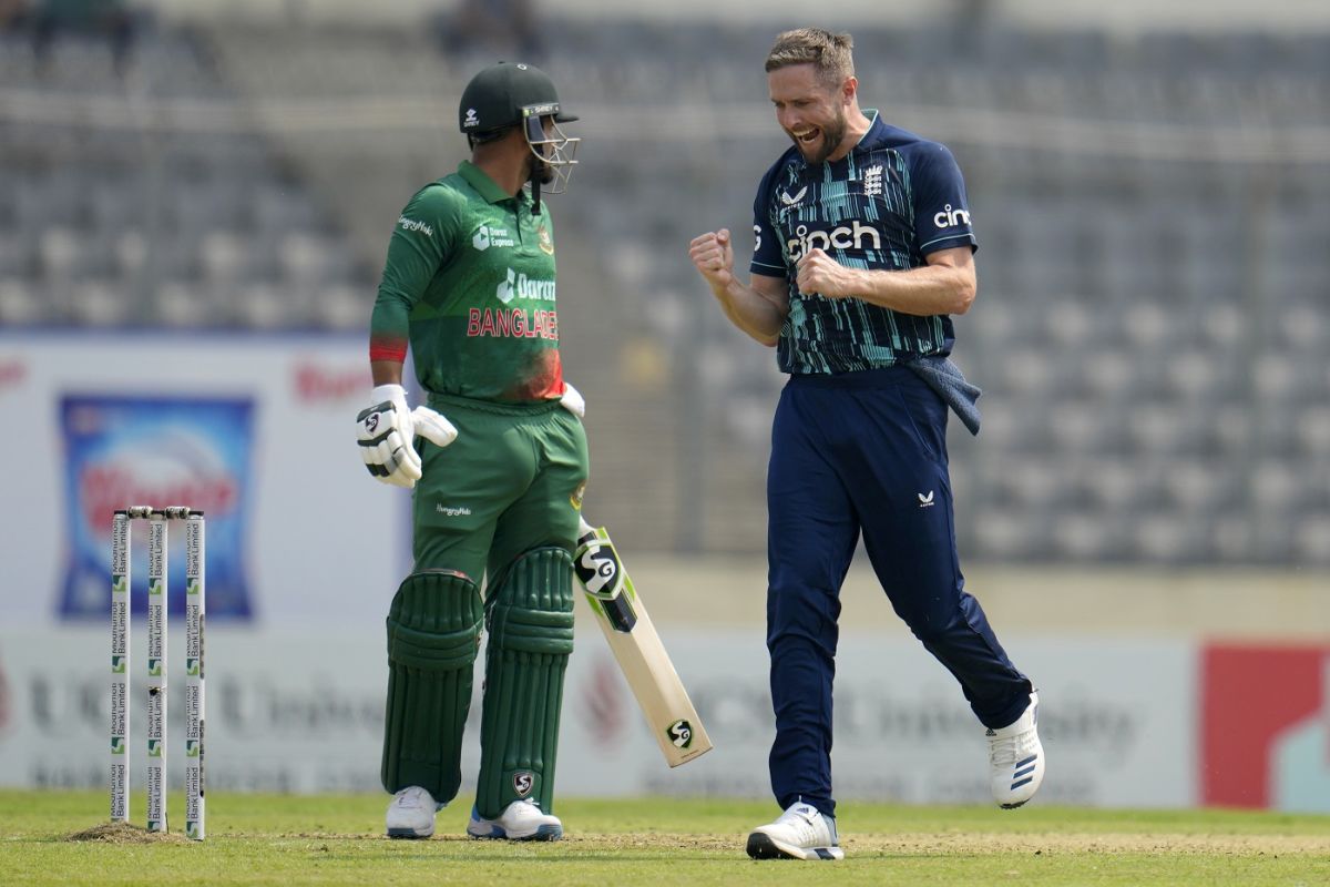 Chris Woakes trapped Litton Das lbw | ESPNcricinfo.com Chris Woakes trapped Litton Das lbw | ESPNcricinfo.com