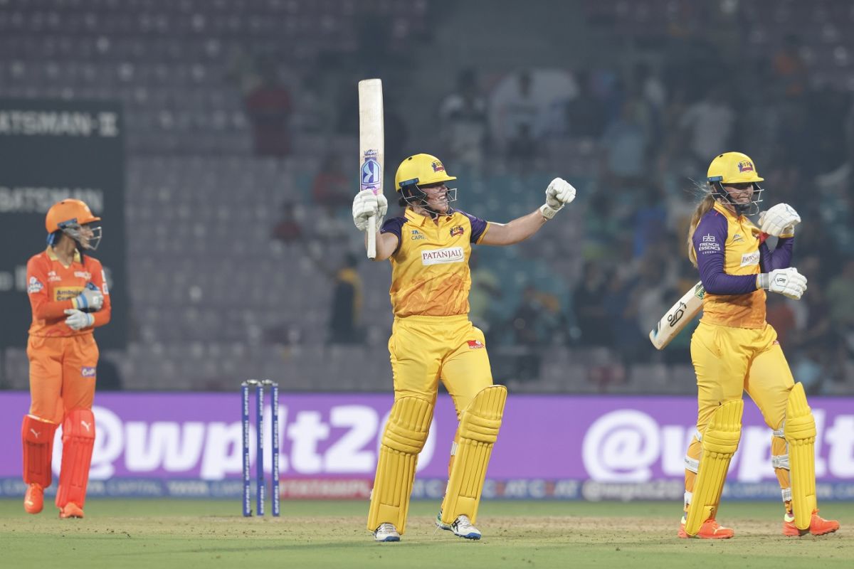 Grace Harris was pumped after hitting the winning runs | ESPNcricinfo.com