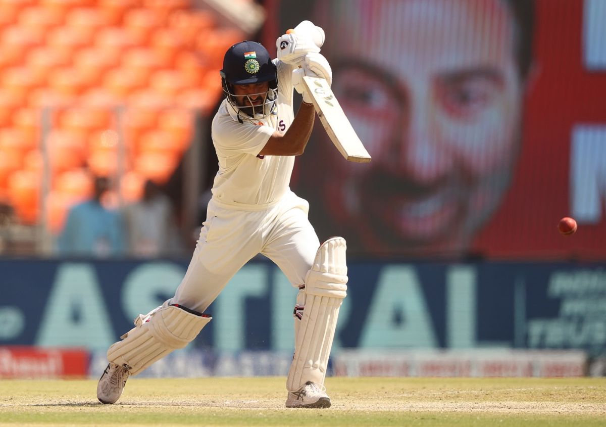 Cheteshwar Pujara congratulates Shubman Gill on his half-century ...