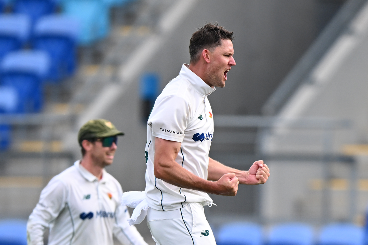 Jack Edwards celebrates his century | ESPNcricinfo.com