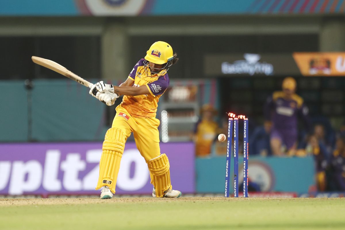 Anjali Sarvani loses her stumps | ESPNcricinfo.com