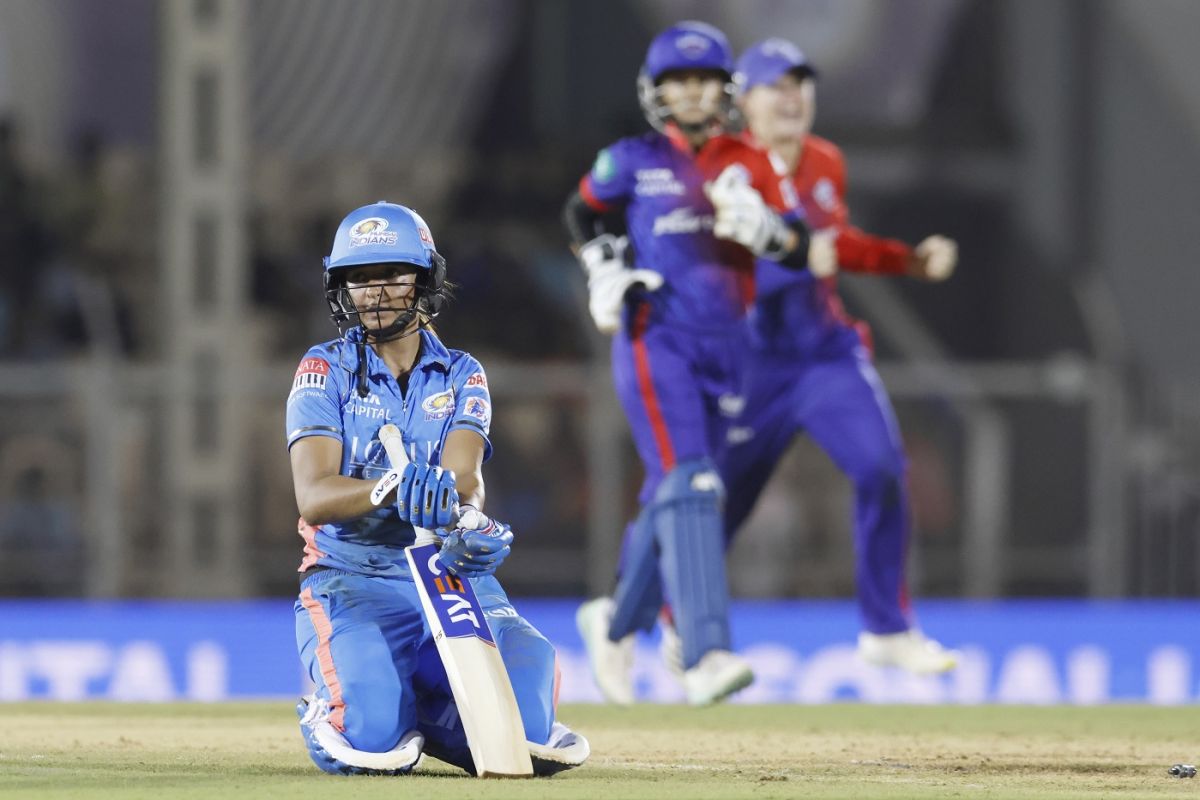 Imad Wasim's 57-ball 64* helped Pakistan reach 130 | ESPNcricinfo.com