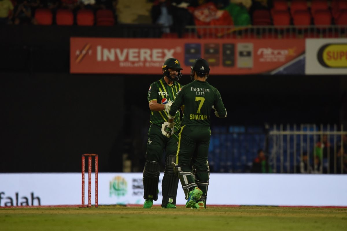 Imad Wasim's 57-ball 64* helped Pakistan reach 130 | ESPNcricinfo.com