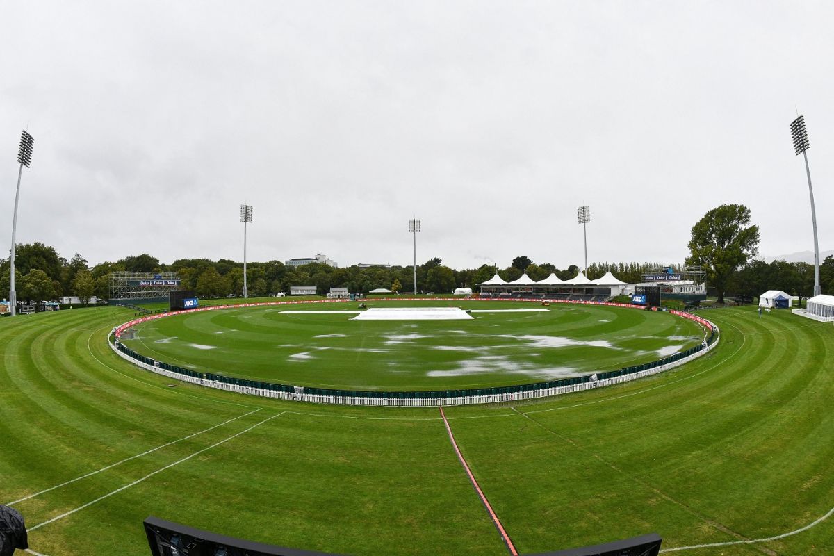 A super sopper in action in Christchurch | ESPNcricinfo.com